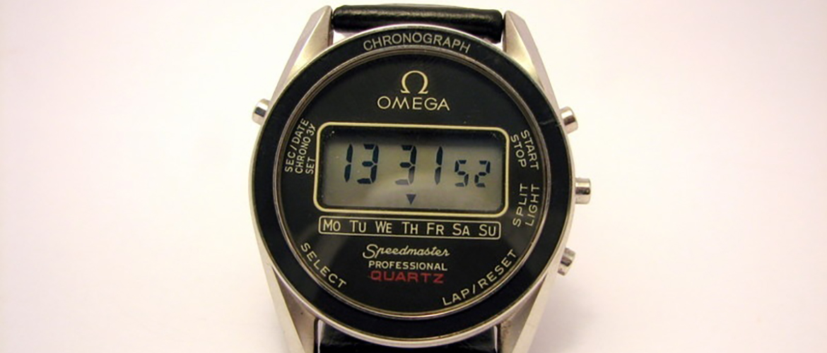 300Magazine - Omega Speedmaster Quartz LCD Restoration