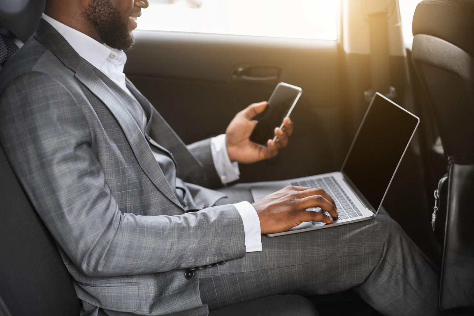 Four Premium Features of Luxury Smartphones | 300Magazine