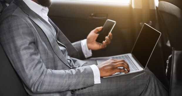 Four Premium Features of Luxury Smartphones | 300Magazine