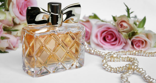 5 Real Benefits of Wearing Luxury Perfume | 300Magazine